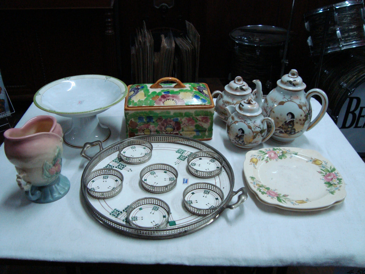 Ceramic Glassware – Siglo Antiques