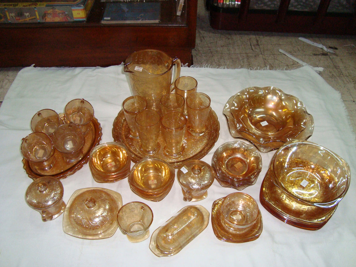 Vine Gold Depression Glass – Siglo Antiques